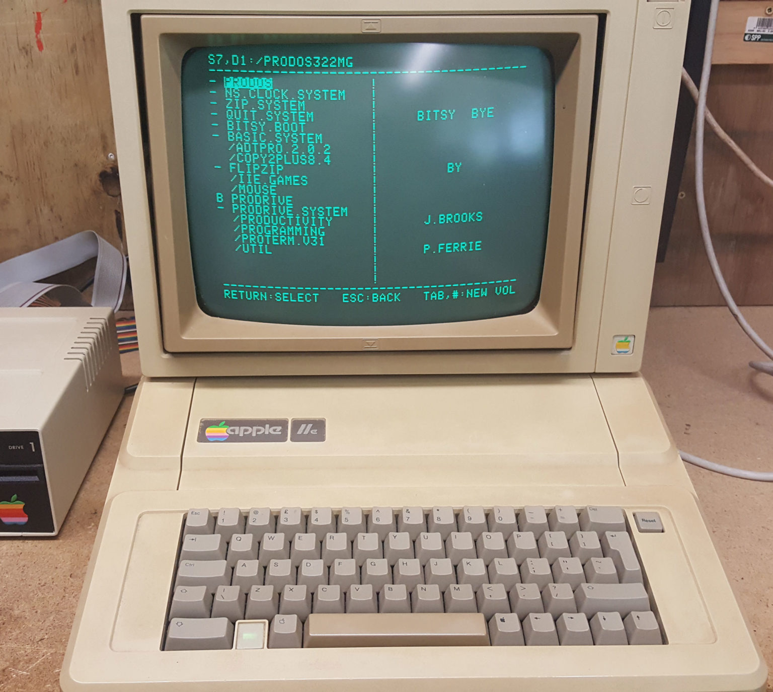 Apple IIe | Vintage Vibe